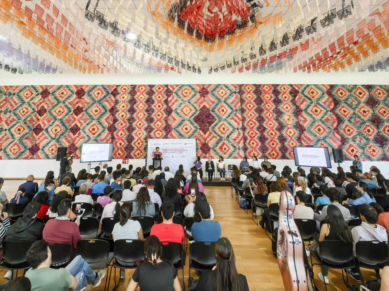 Agentes culturales comunitarios reciben tarjetas SIM de CFE Internet ...